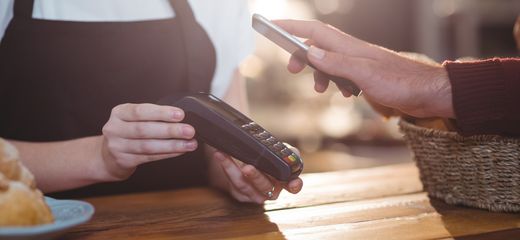 Make simple cardless payments with Fitbit Pay | Standard Bank